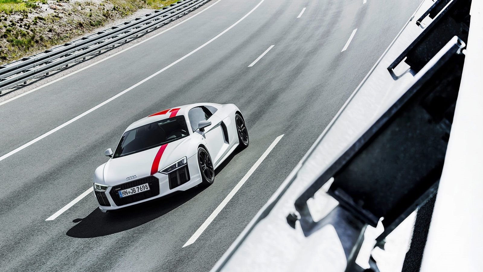 Daily Slideshow: 2018 R8 Rear Wheel Series is for Purists | Audiworld