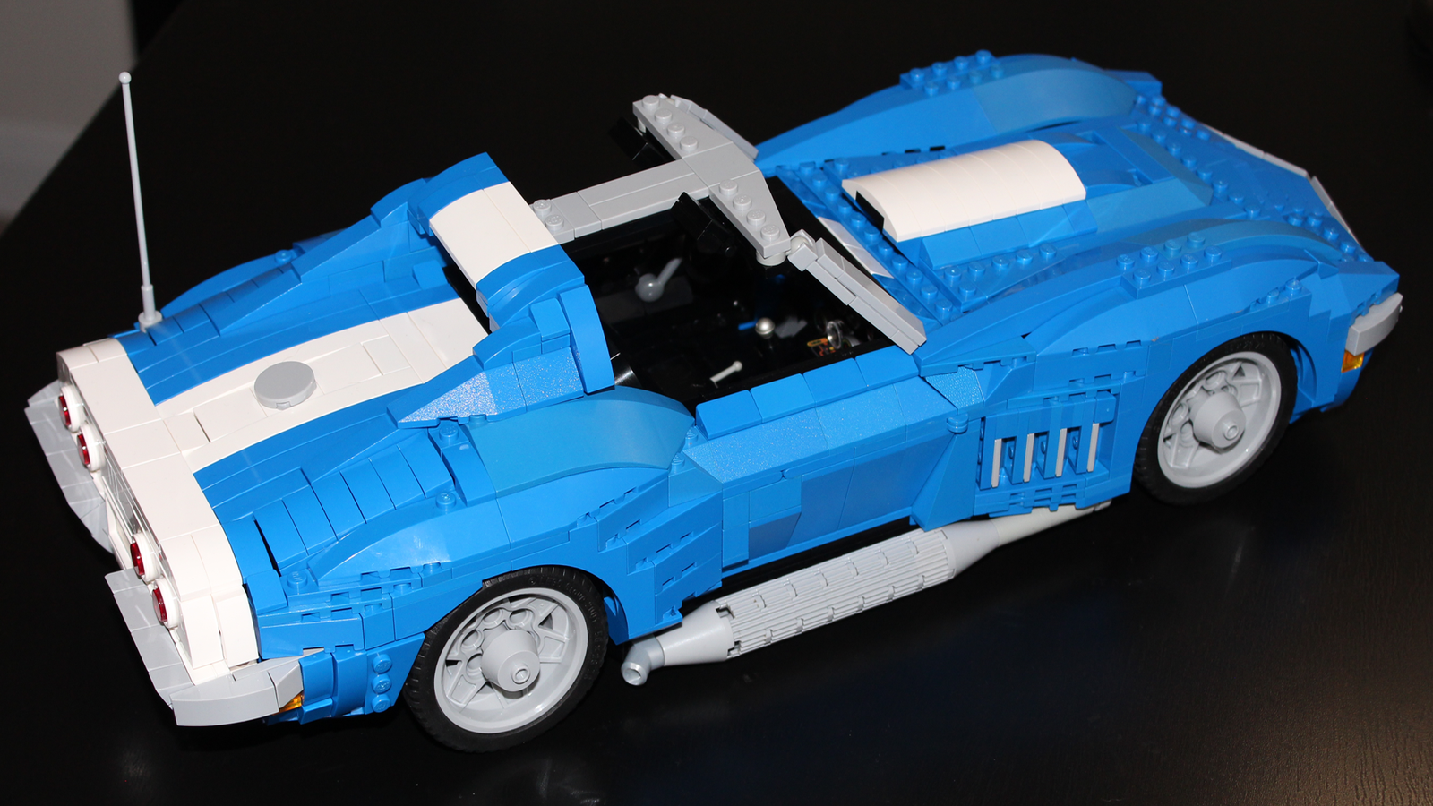 Daily Slideshow: 1969 Lego Corvette Is a Bricked Masterpiece ...