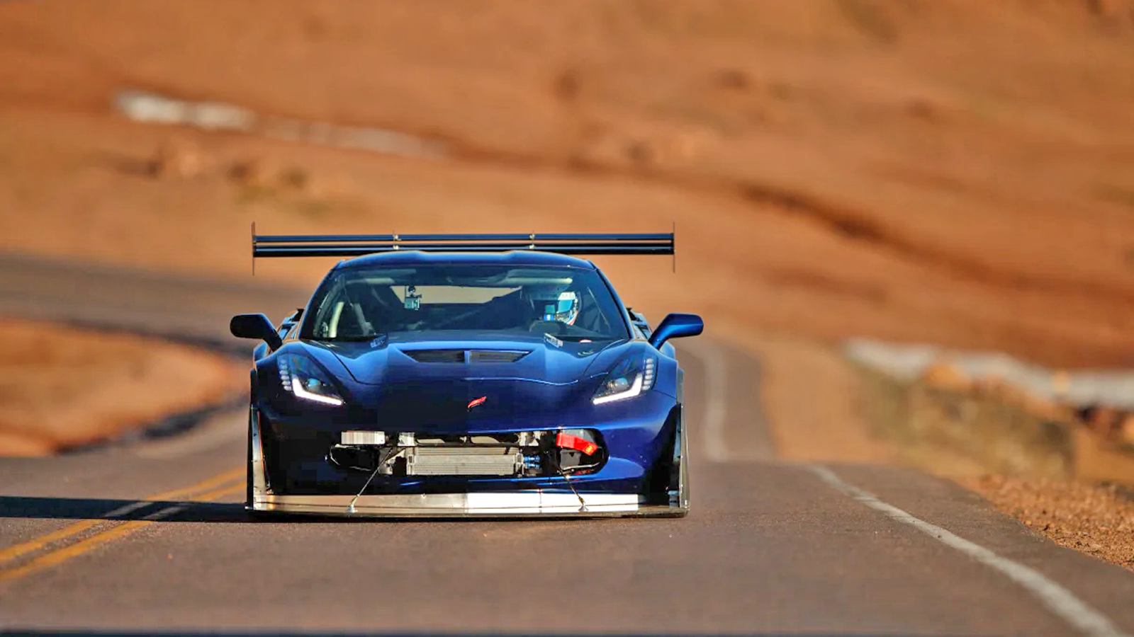 Throwback Thursday: Salvage Corvette C7 Z06 Takes on Pike's Peak ...