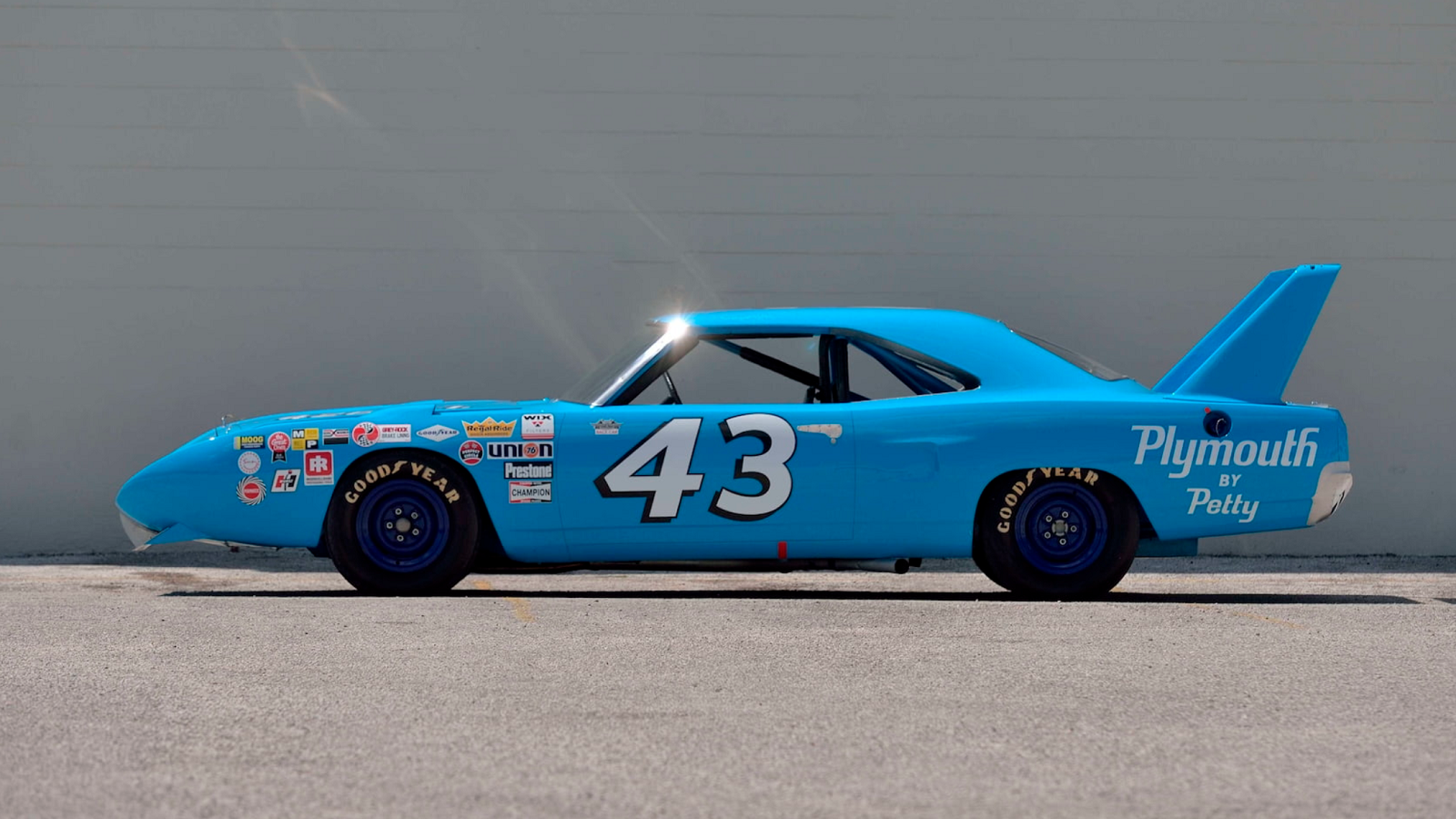 Richard Petty's Legendary Superbird 'Wing Car' for Sale | Dodgeforum