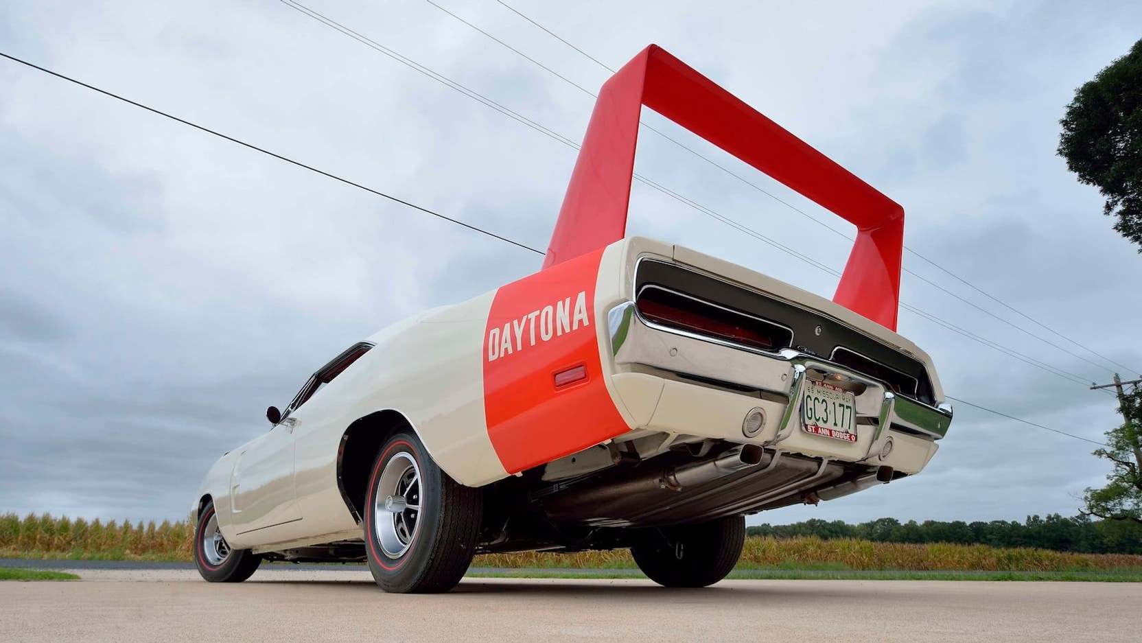 This Record-Setting 1969 Daytona Charger Has a Fascinating Story to ...