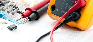 How to Use a Voltage Tester | DoItYourself.com