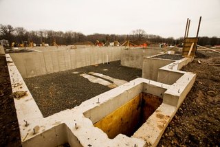 Home Building Basics: Deciding on a Foundation | DoItYourself.com