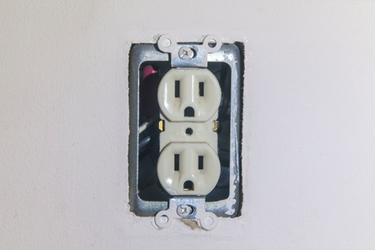 Replace a Broken Outlet | DoItYourself.com