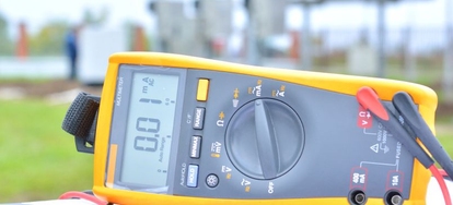 How to Wire a Voltmeter | DoItYourself.com