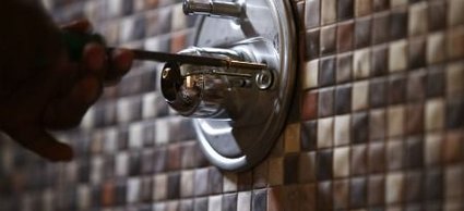 How to Replace a Single Lever Shower Faucet | DoItYourself.com