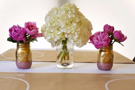 8 Beautiful (and Colorful) Summer Table Settings Ideas | DoItYourself.com