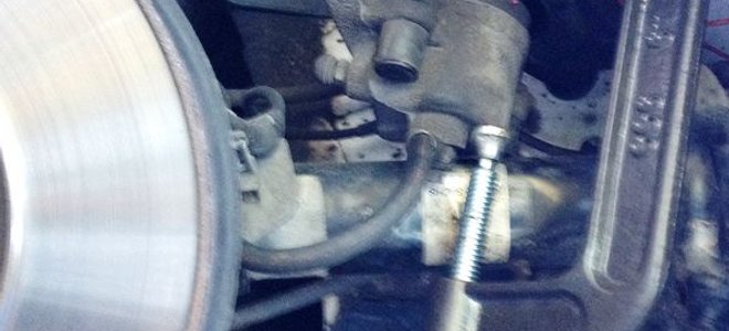 Replacing a Rear Wheel Cylinder | DoItYourself.com