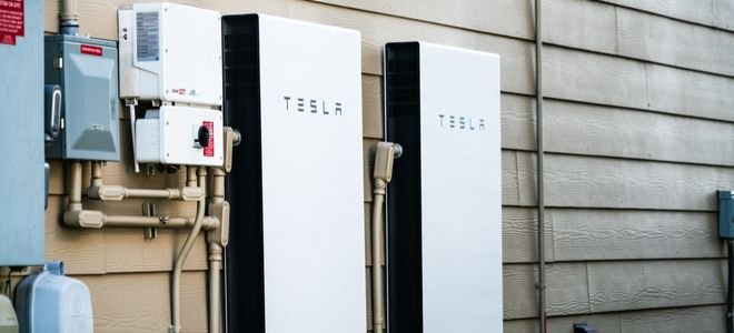 How to Connect Solar Power to Your Home Electricity | DoItYourself.com