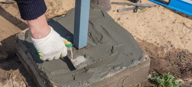 How to Level a Pier Foundation | DoItYourself.com