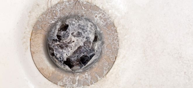 Hard Water Warning Signs: What To Look For | DoItYourself.com