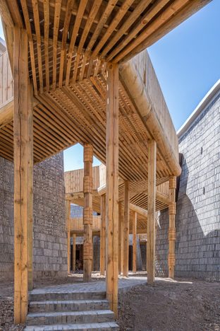 Chinese Retreat Designed to Mimic Ancient Cave Dwellings | Designs ...