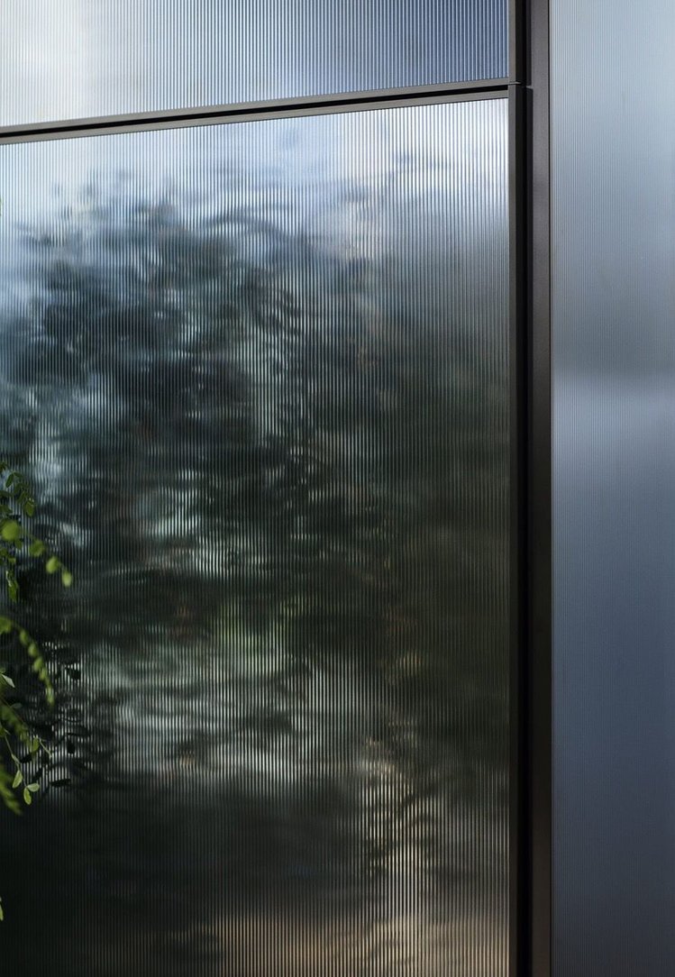 Reflect: Luminous Steel Kitchen Design by Architect Jean Nouvel ...