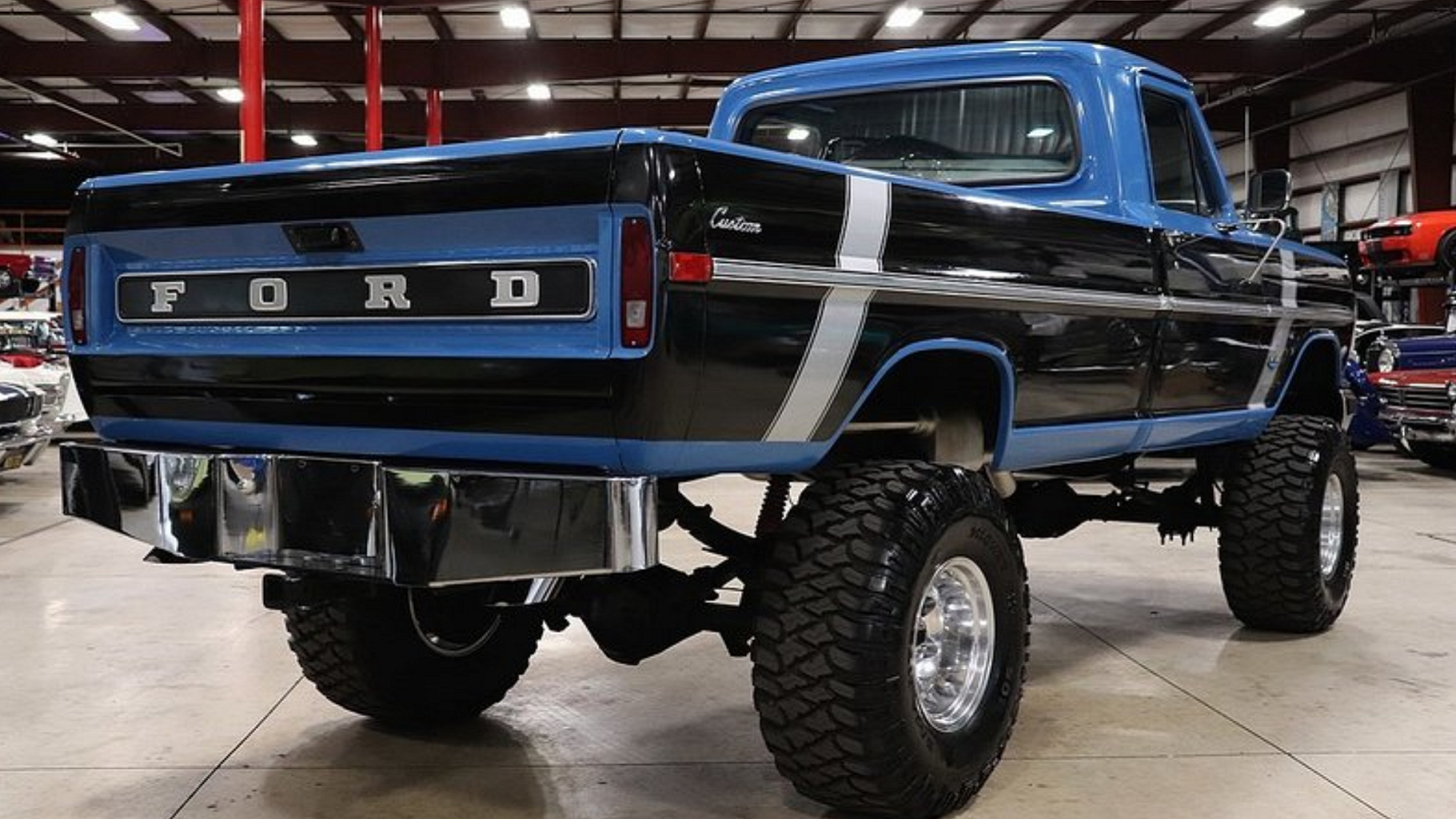 Ford F-100: Part Blue, Part Black, All Badass | Ford-trucks