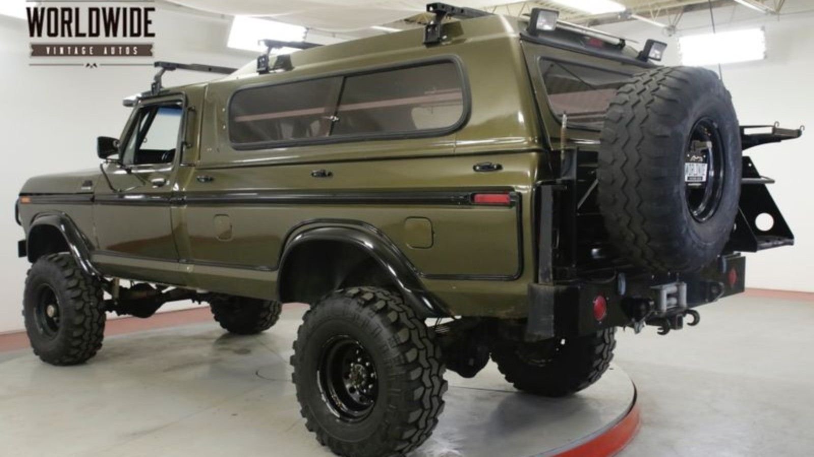 Mean Green '79 F-350 Perfectly Outfitted for Doomsday | Ford-trucks