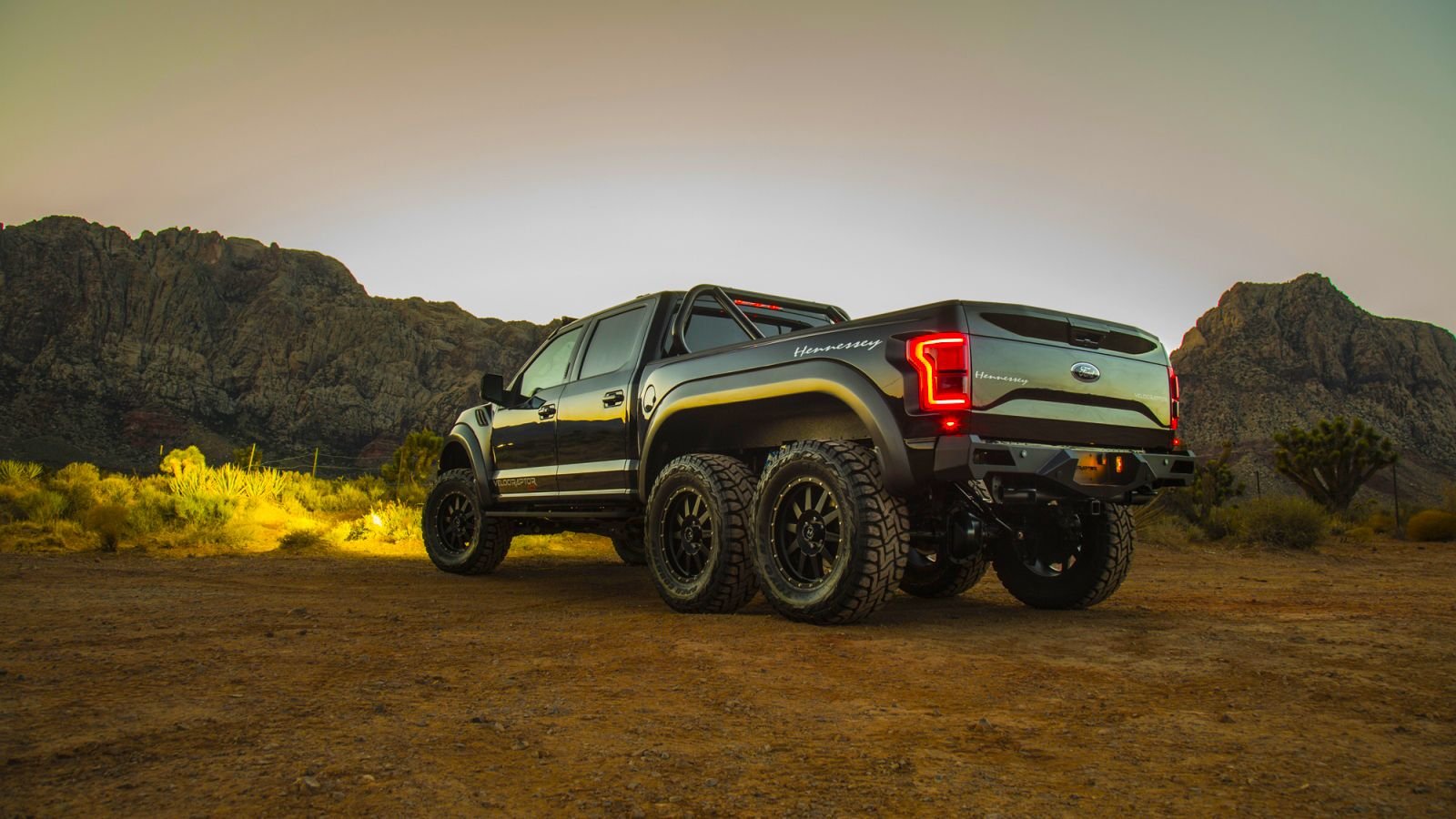 Daily Slideshow: The Awe-Inspiring Ford Velociraptor | Ford-trucks