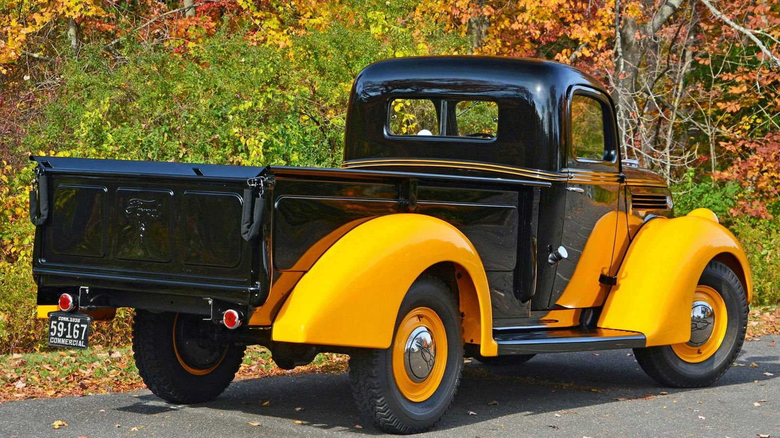 Concours d'Elegance for Striking 1938 Tonner | Ford-trucks