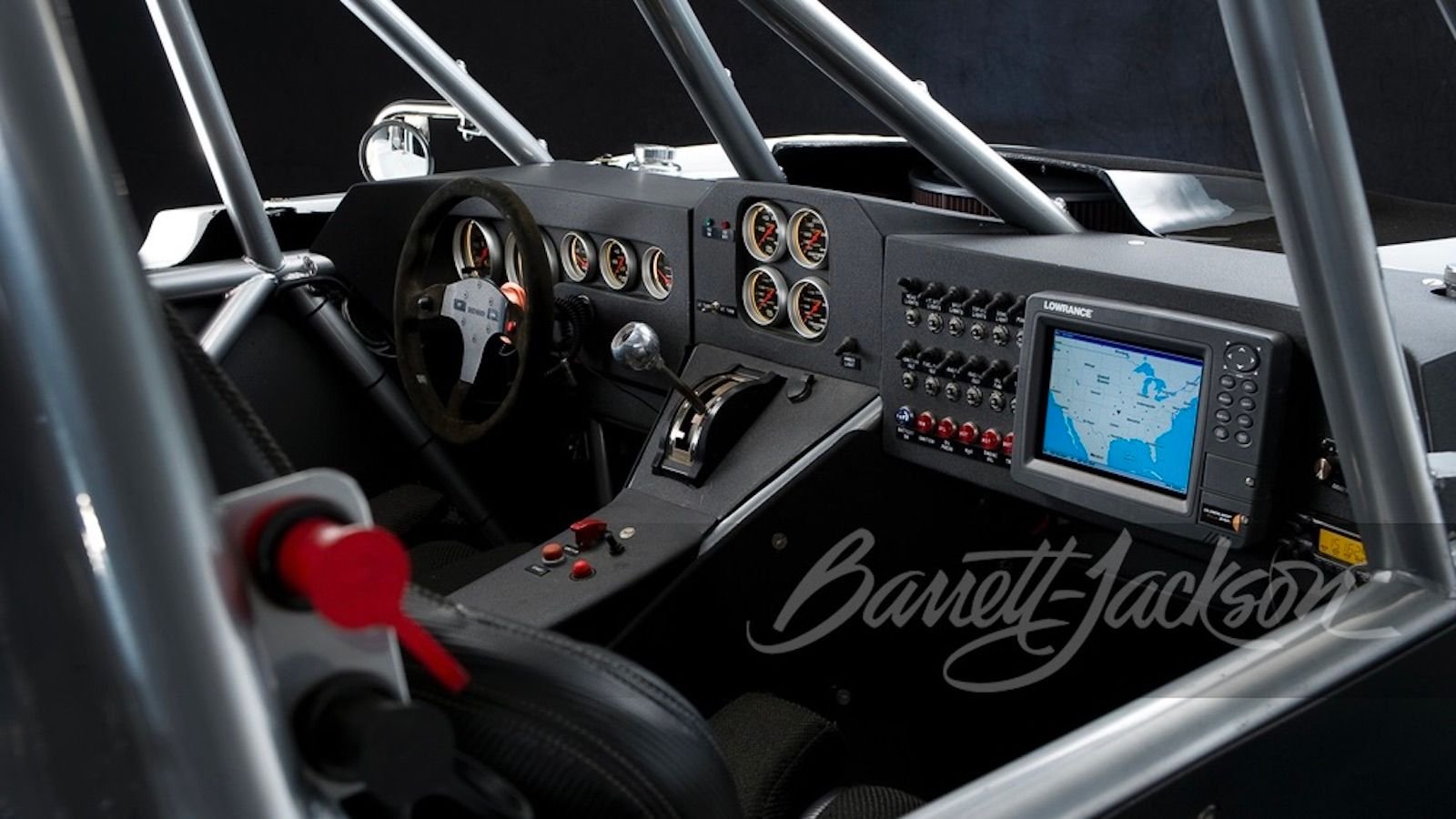 Amazing Bronco 'Big Oly' Tribute Is Nicer Than the Real Thing | Ford-trucks