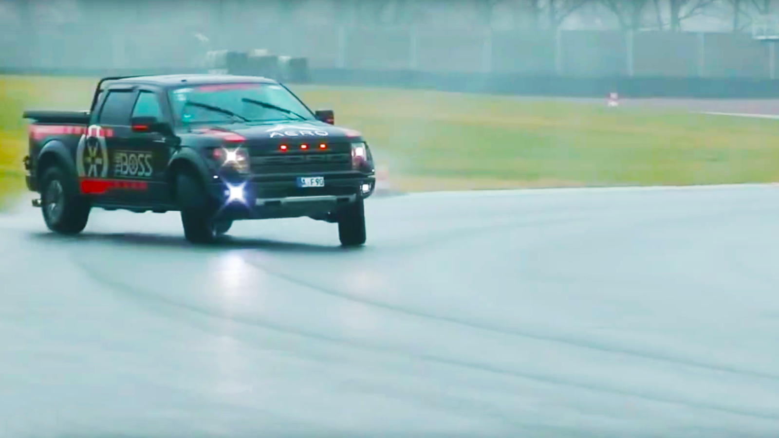 5 Videos Every Raptor Fan Should See | Ford-trucks