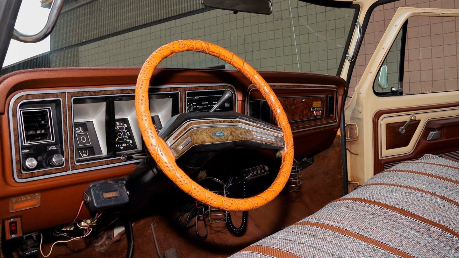 John Wayne's '78 Ford F-350 Also a Super Rare Supercab | Ford-trucks