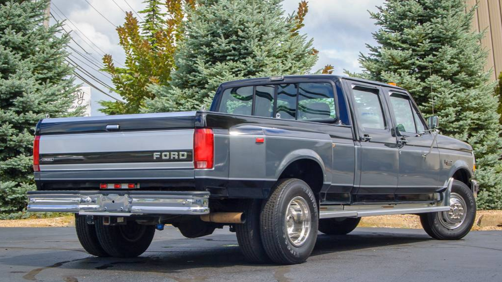 Amazing Low-Mile '93 Ford F-350 Is a Real-Time Capsule | Ford-trucks