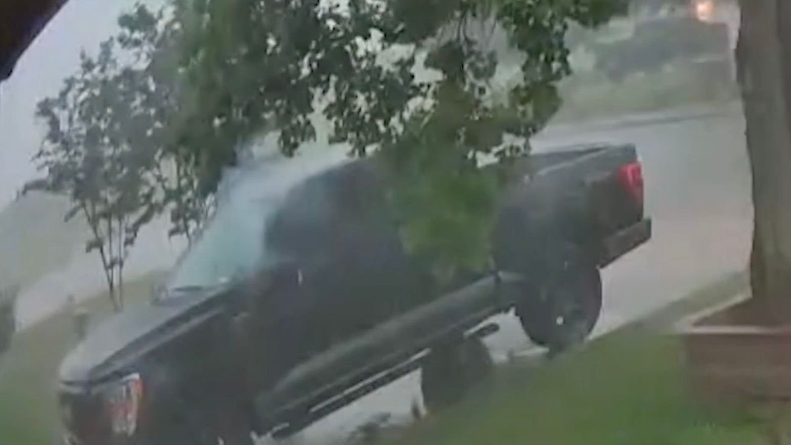 Ford F-150 Struck by Lightning in Shocking Stroke of Bad Luck | Ford-trucks