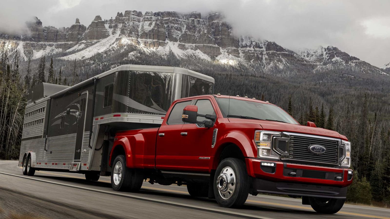 Super Duty: Beast Truck with Luxury Features | Ford-trucks