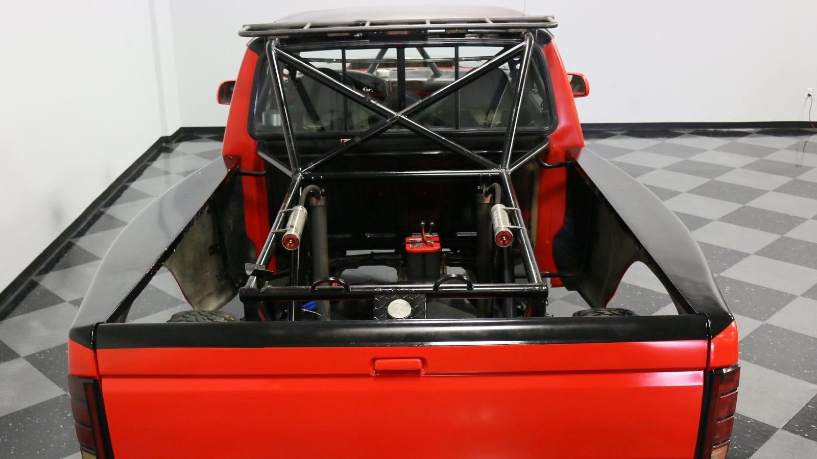 Baja Blast: 1995 F-150 Pre-Runner Ready for Dunes | Ford-trucks