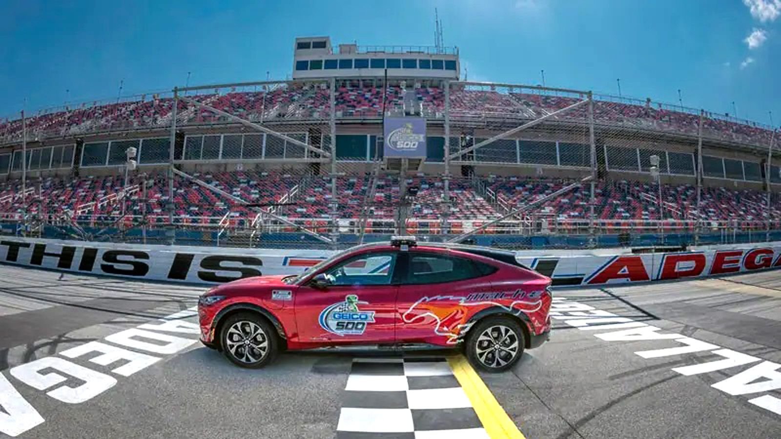 Pace F-150 Lightning Makes Electric History | Ford-trucks