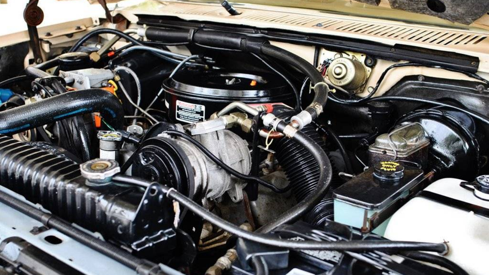 1985 Ford F-350 Is One Downright Dynamic Dually | Ford-trucks