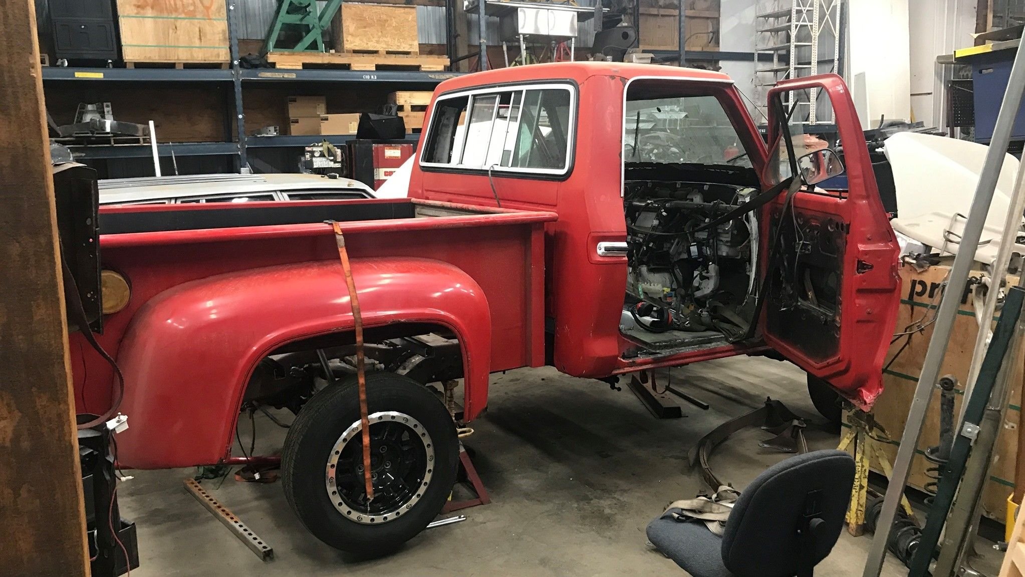 Wild 1977 F-100 Is a Real-Life Frankenstein | Ford-trucks