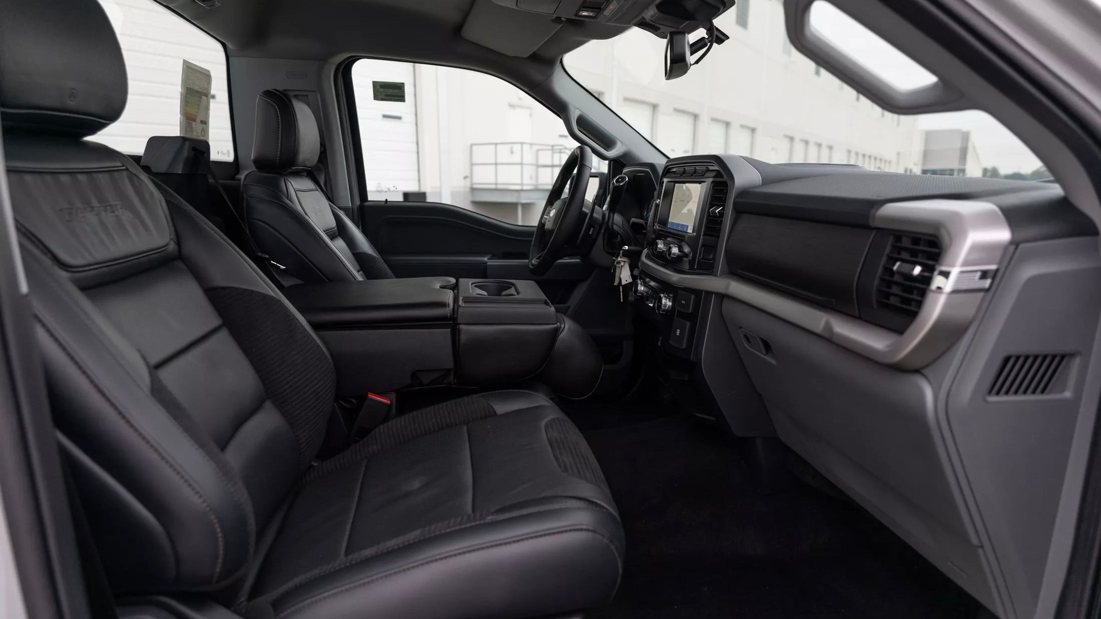 Here’s the V8-Powered Regular Cab F-150 Raptor Everyone Wants | Ford-trucks