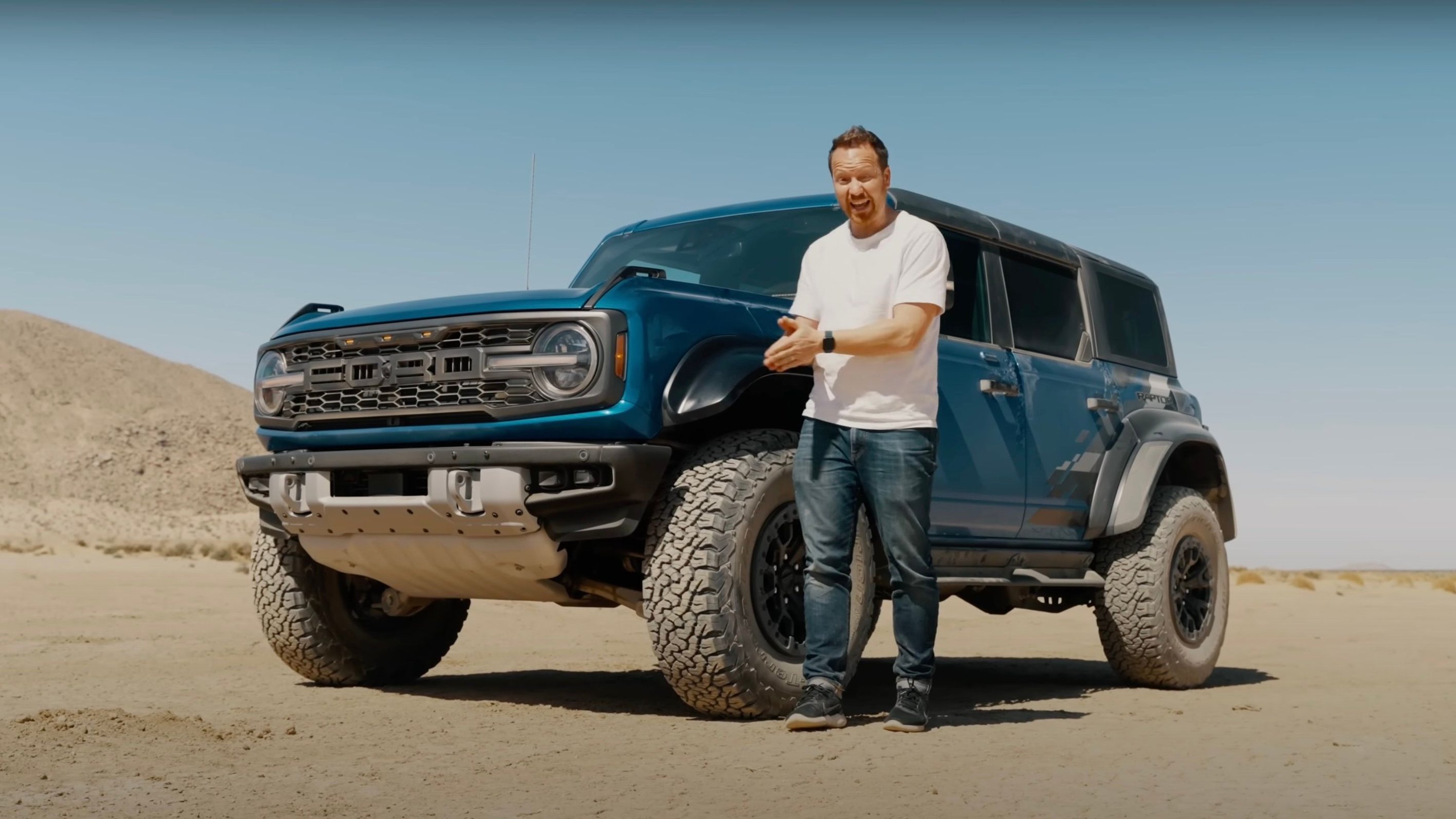 Ford F-150 Raptor R Takes on Bronco Raptor in Battle of the Beasts ...