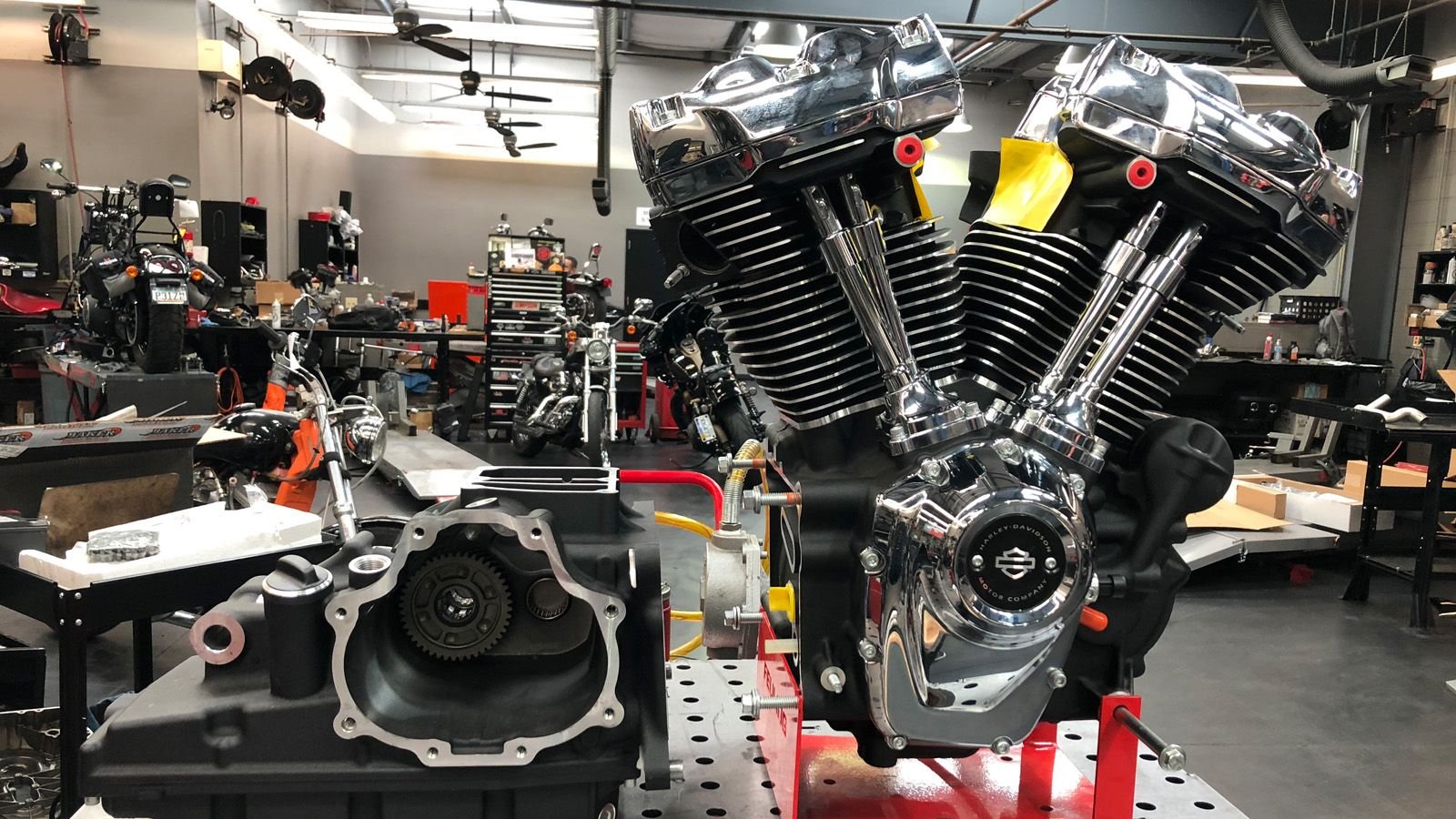 Old Cool is New School Cool: FXR with a Milwaukee-Eight | Hdforums