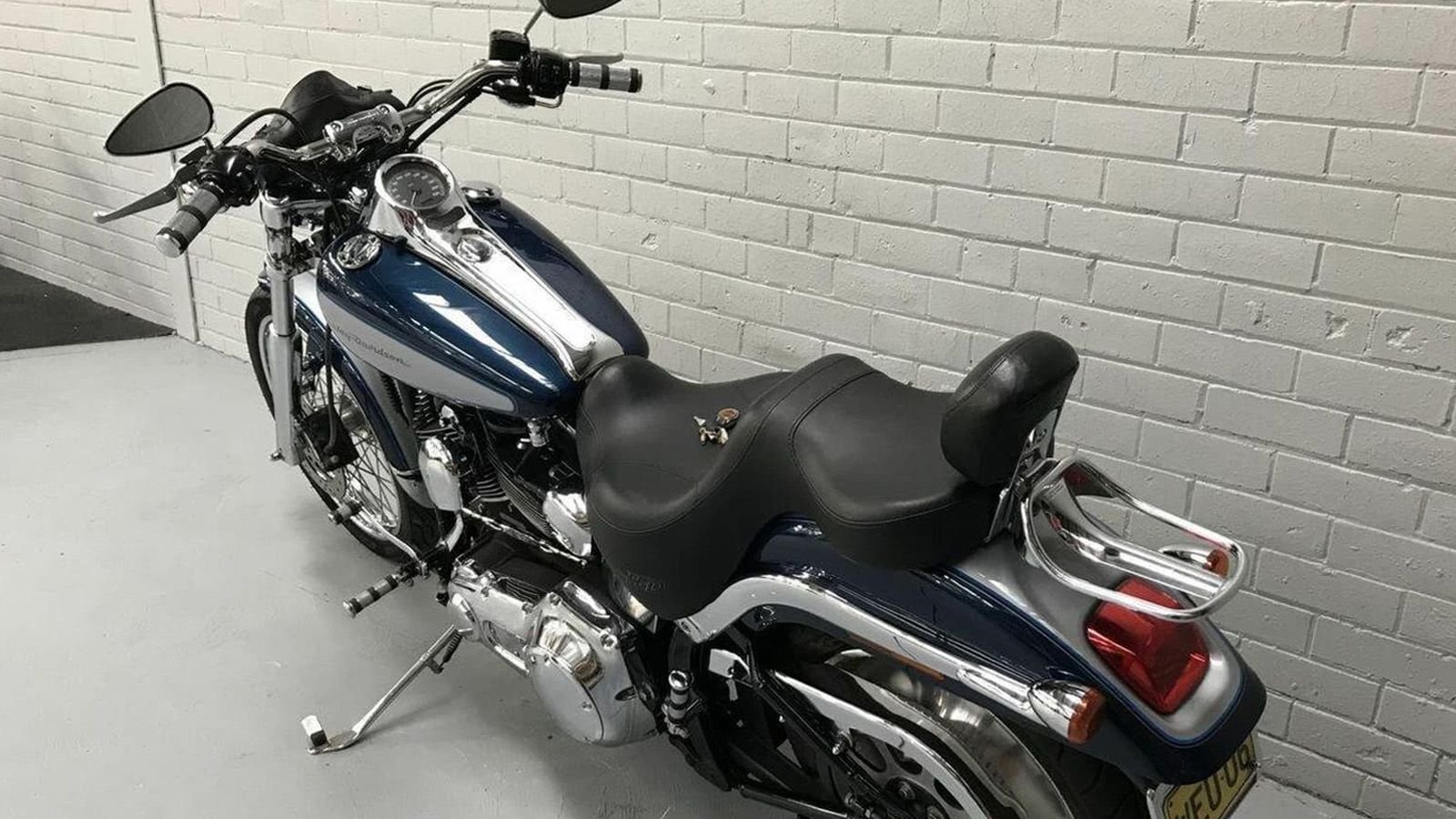 Y2K Flashback on a 2000 FXSTD Softail Deuce | Hdforums