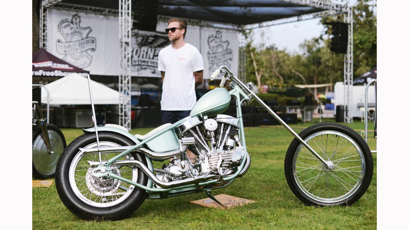 Images from the 9th Annual Born Free Motorcycle Show | Hdforums
