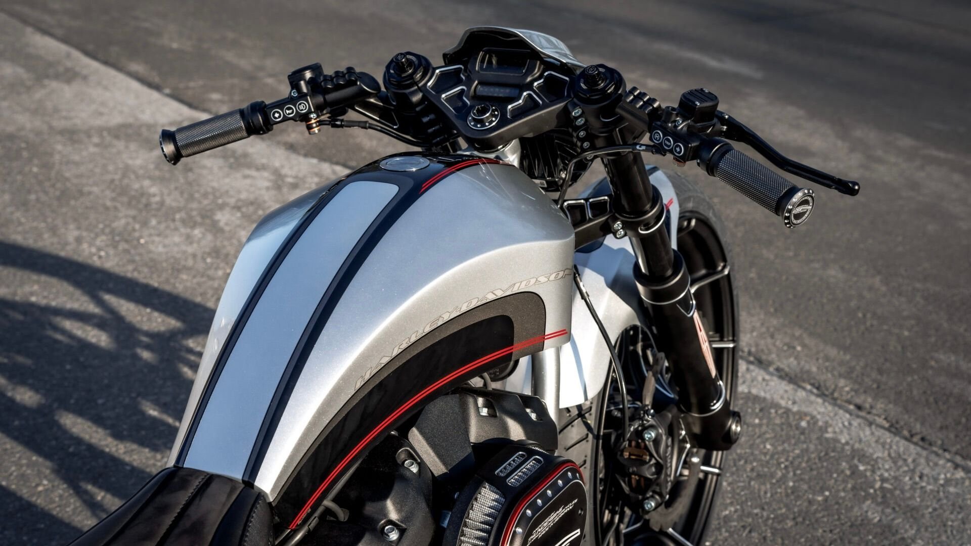 Thunderbike’s GP-Monza Is a Stunning High Dollar Breakout Build | Hdforums