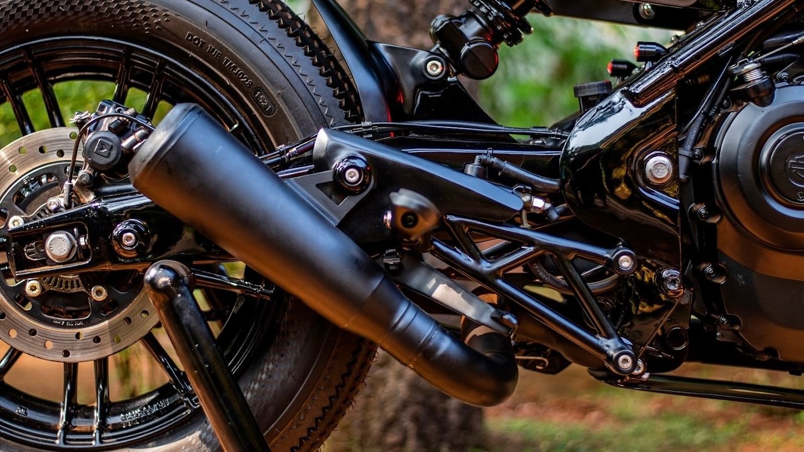 Custom Harley X440 ‘Raptor’ Blends Modern Bike With Classic Style ...