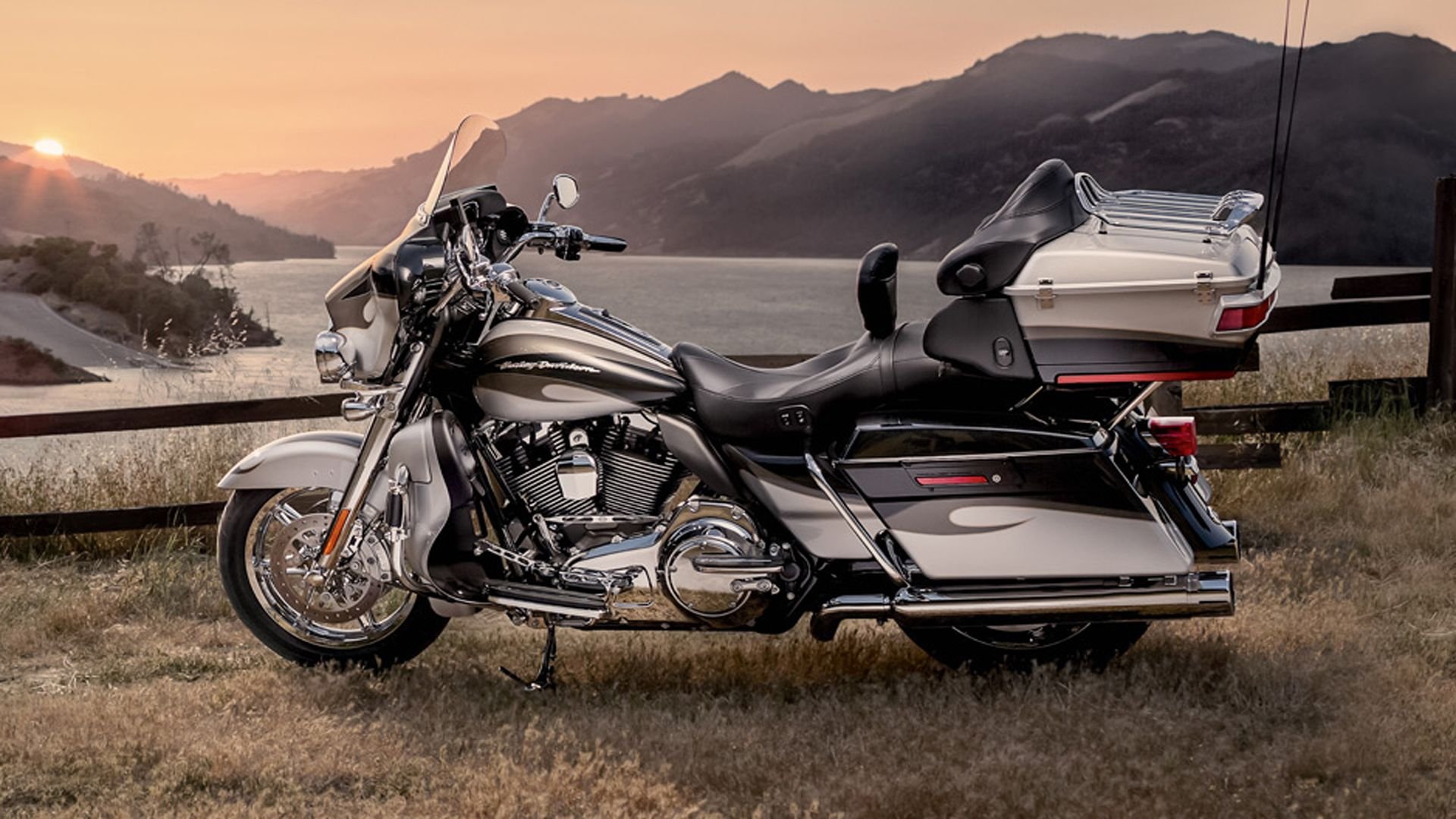 Harley Davidson Touring: Specifications by Model | Hdforums