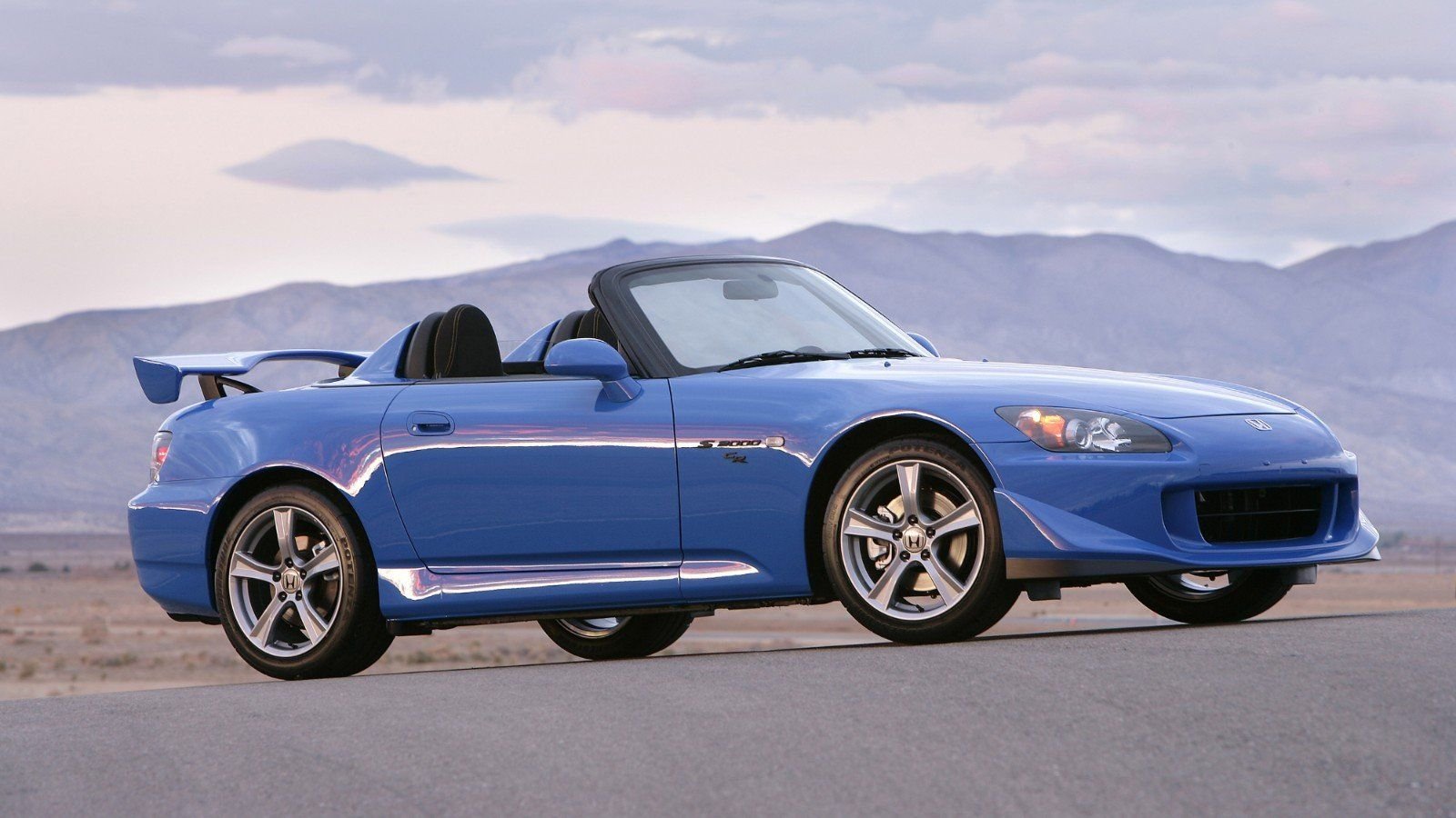 Why America Fell in Love with Honda's Legendary S2000 | Honda-tech