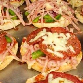 11 Easy Dinner Ideas | www.justmommies.com