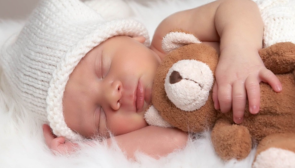 Baby Basics 101: Caring for a Newborn | www.justmommies.com