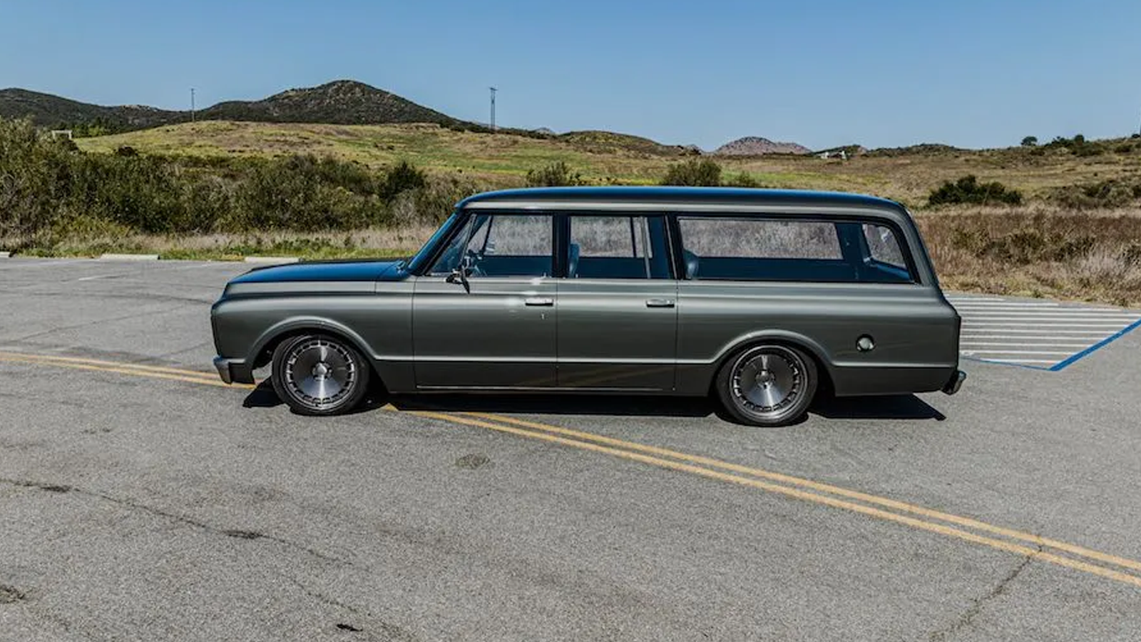 ICON Creates Gnarliest Chevy Suburban Restomod Ever | Ls1tech