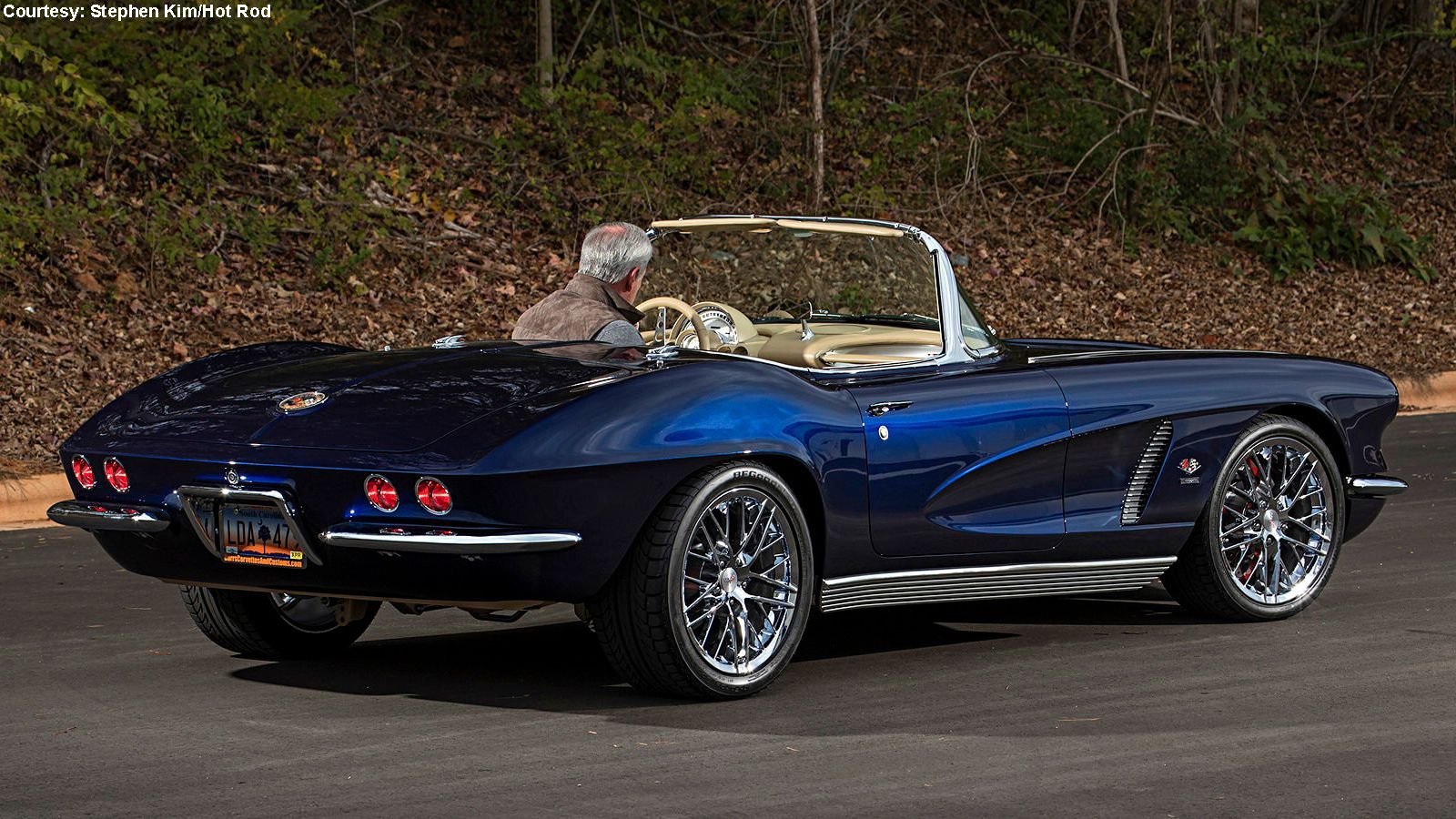 Slideshow: Carr’s Corvettes Updated '62 Corvette Respects the Original ...