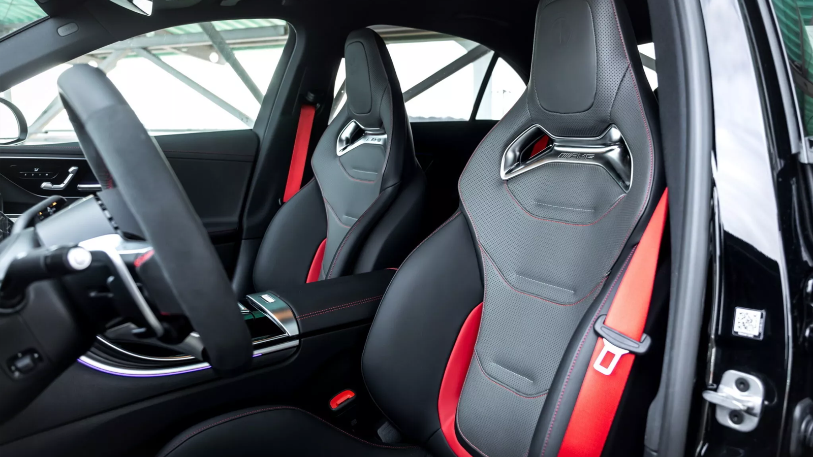 Manhart Gives the New C63 AMG a Whole Lotta Extra Oomph | Mbworld