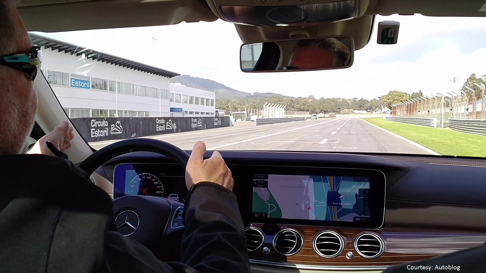 5 Most Amazing Mercedes Technologies | Mbworld