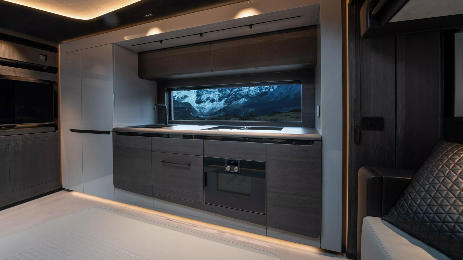 Big Boy 1200 is Exactly the Type of Luxury RV You'd Expect From Brabus ...