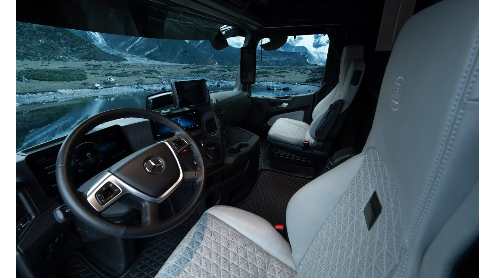 Big Boy 1200 is Exactly the Type of Luxury RV You'd Expect From Brabus ...