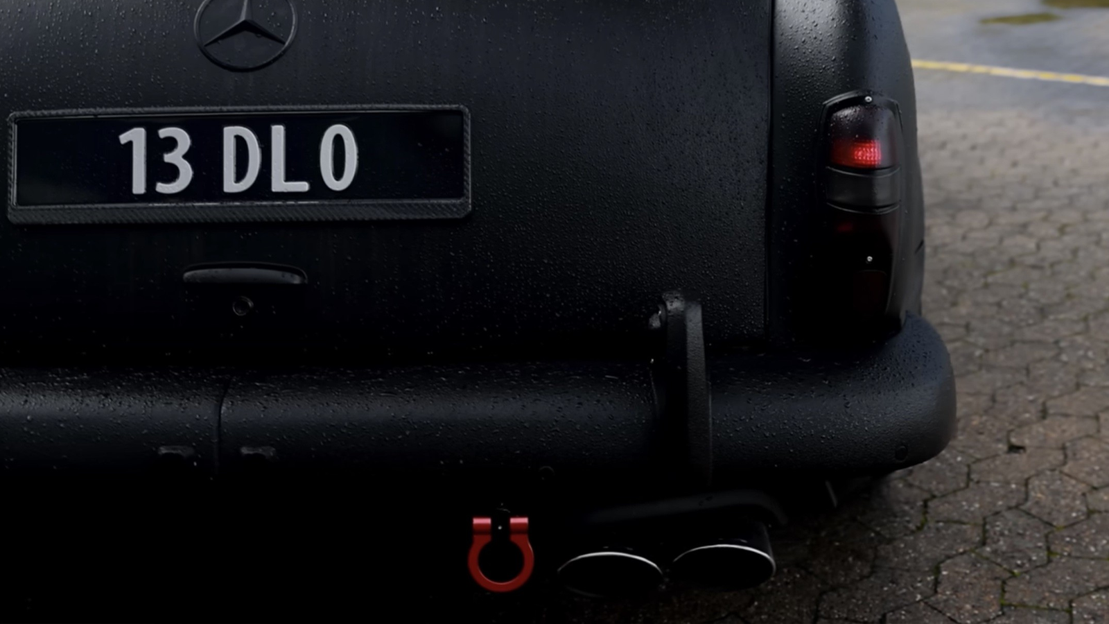 Mercedes-Benz Ponton Restomod Hides C63 AMG Secret Under the Skin | Mbworld