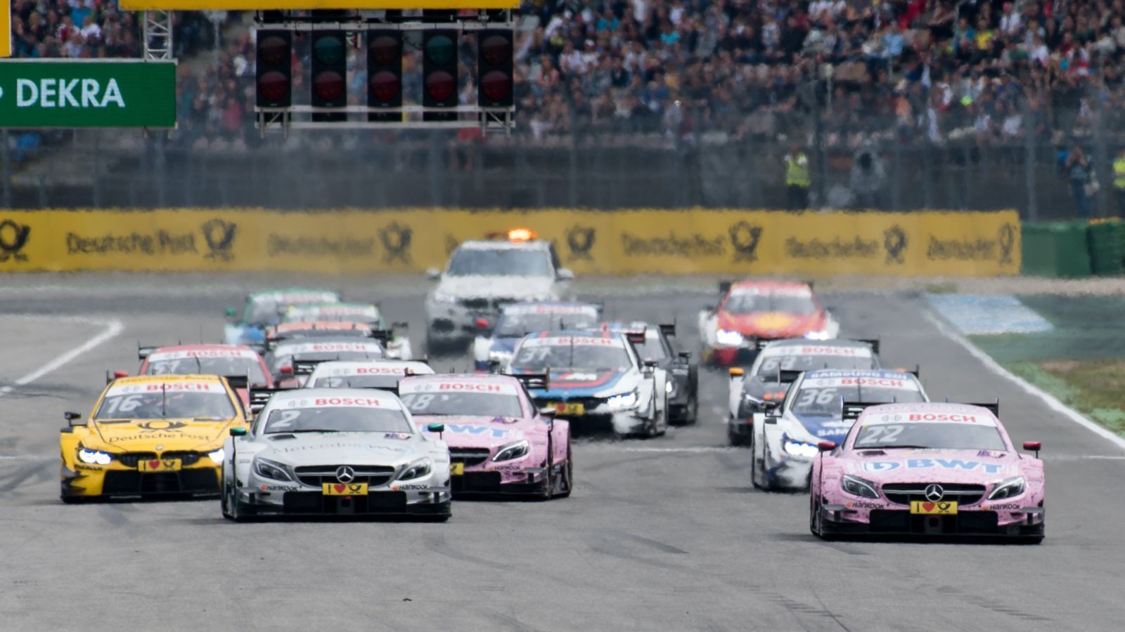 Some Thoughts on Time Attack vs. Wheel to Wheel Racing | Mbworld